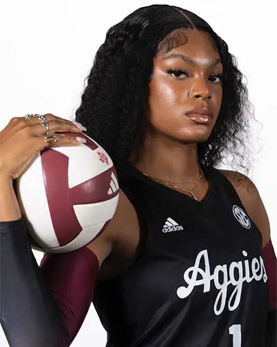Ifenna Cos-Okpalla '26 | 12th Man Foundation